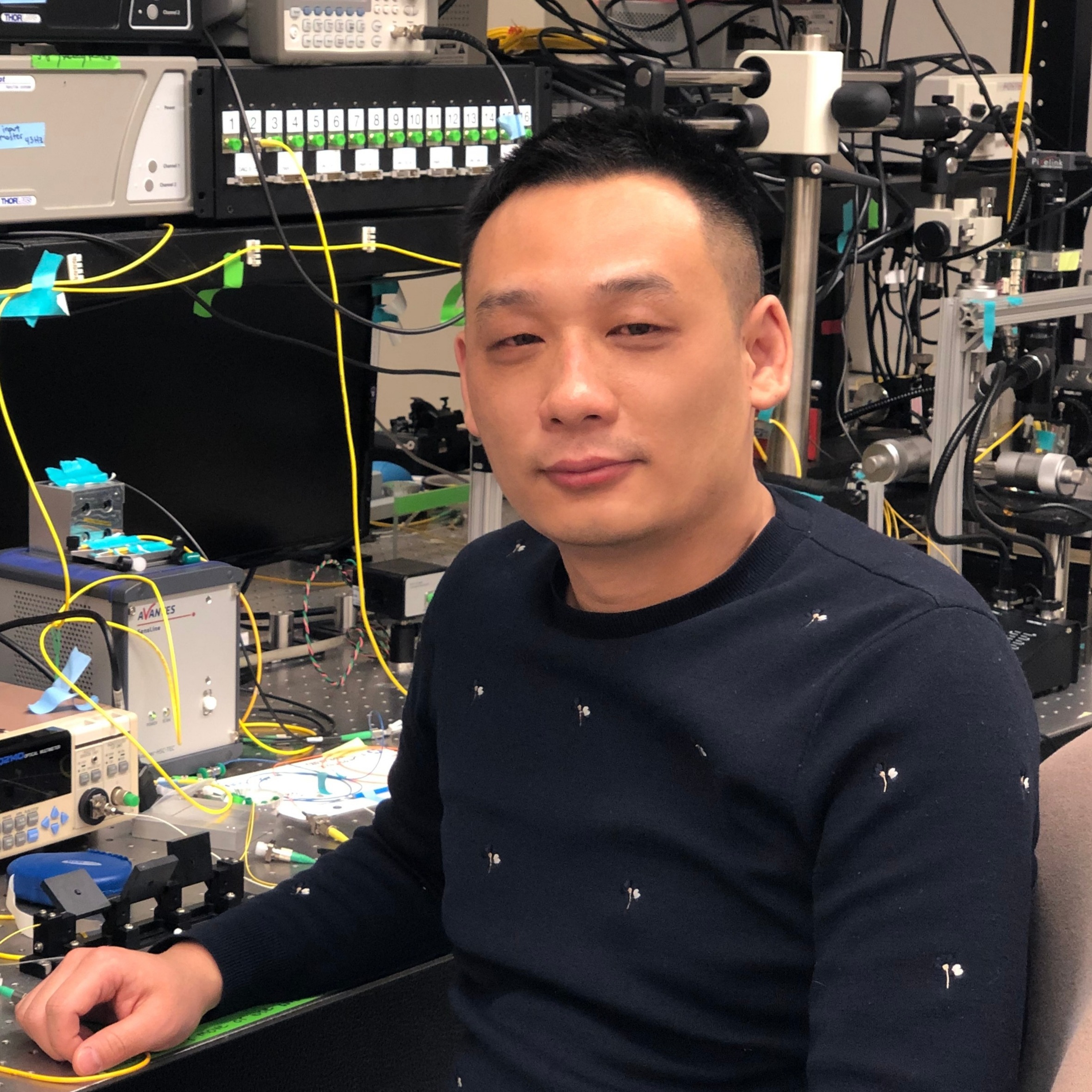 Ke Chen-低维材料物理研究中心